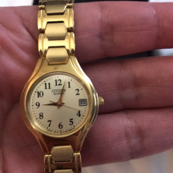 Citizen | Accessories | New Citizen Easy Reader Gold Watch | Poshmark